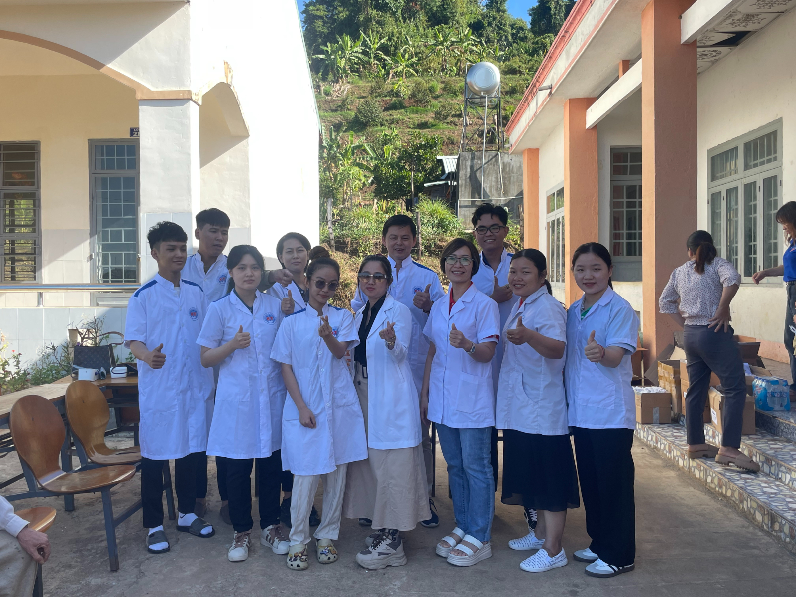 TUỔI TRẺ BETU VỚI HOẠT ĐỘNG TÌNH NGUYỆN VÌ CỘNG ĐỒNG